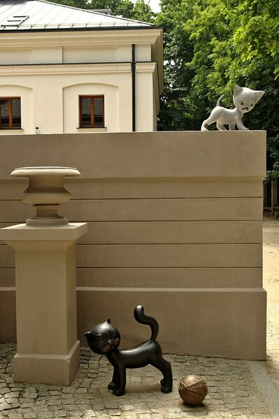 Pomnik kota Filemona i Bonifacego – Audio guide by WNG UŁ | tmatic.travel