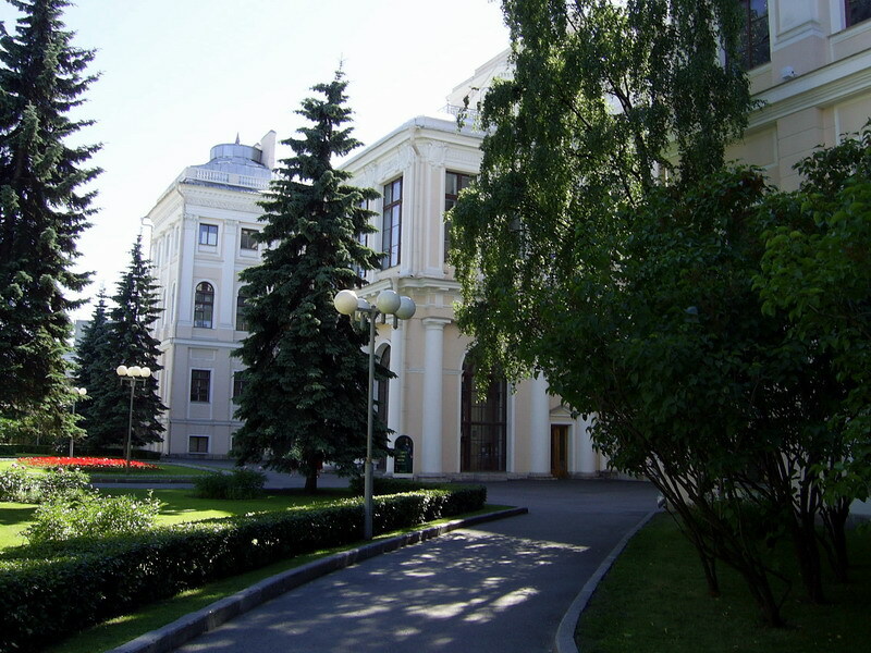 The Anichkov Palace (39) and Bridge – Audio guide by Audiogid.ru ...