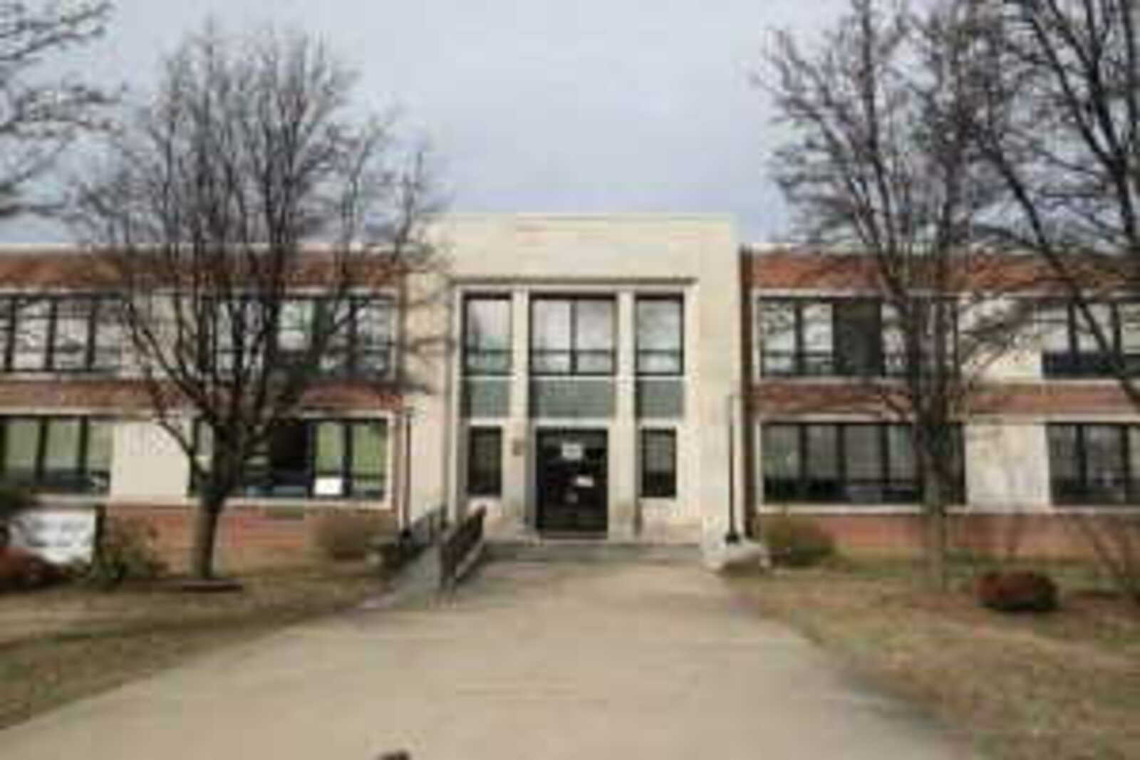 Jackson P. Burley School – Audio guide by Travel Tales | tmatic.travel